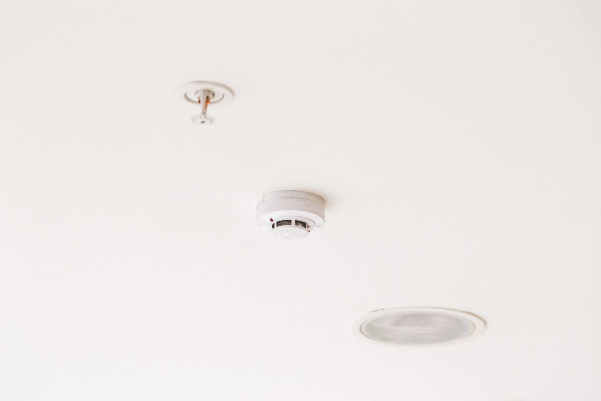 Recessed Smoke Detectors Electricians Sydney | Call Us Now